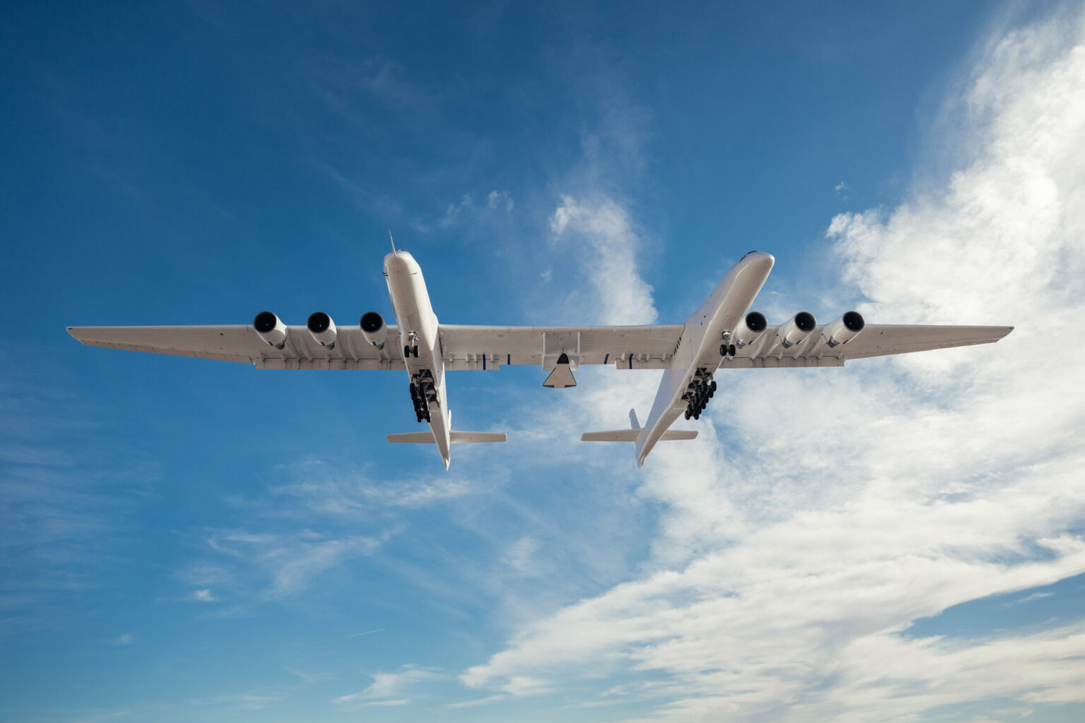 Stratolaunch Achieves Reusable Hypersonic Flight Under MACH-TB Program ...